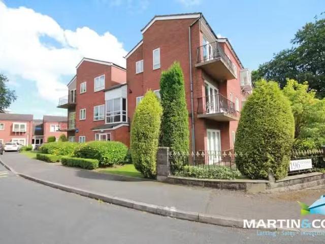 Yewdale, Harborne Park Road. 2 bed apartment for sale £220,000