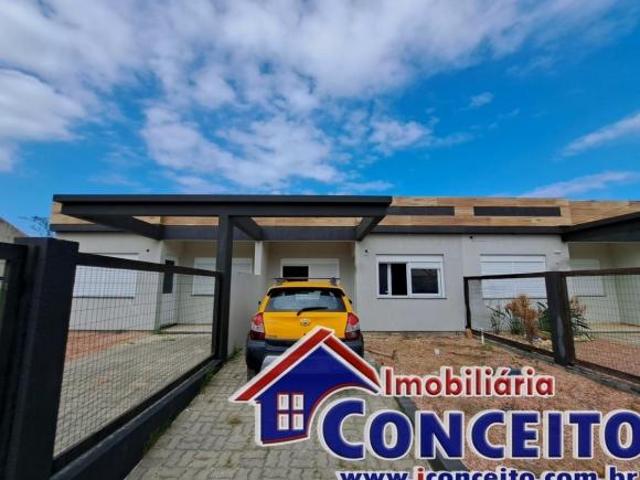 YG15 Linda residência localizada a 50 metros do mar em Mariluz
