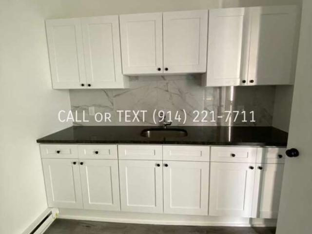 Yonkers 4BR Apartment – 2 Bathrooms – $3,500 25 Riverview Pl – Yonkers, NY 10701