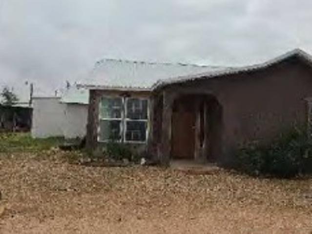 Yoakum Ave
