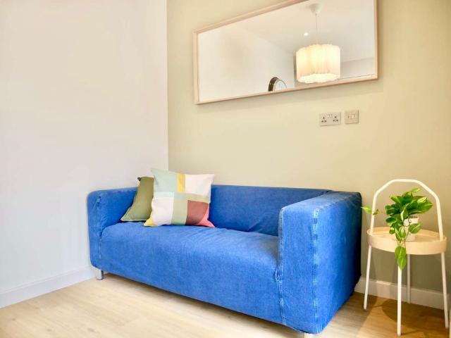 YoLiving White City Westway Room 4