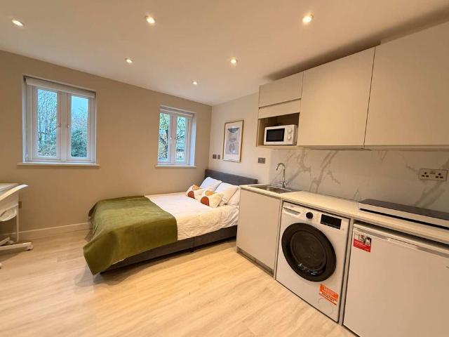 YoLiving Battersea Park B Studio 1 yoho battersea park 2 studio 1