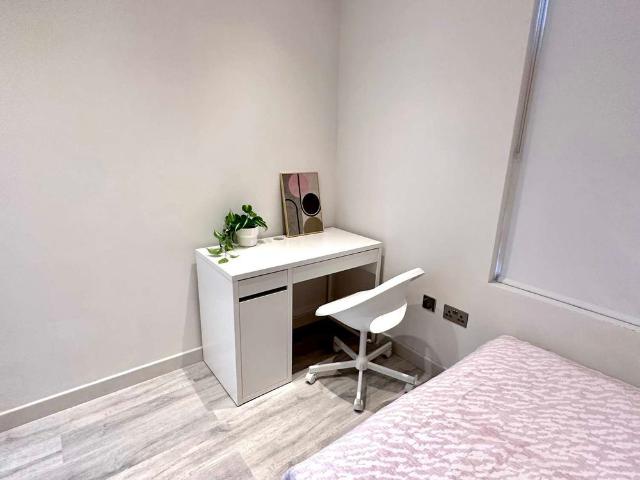 YoLiving Kingston Bonner Hill Road 3b3b Room 3