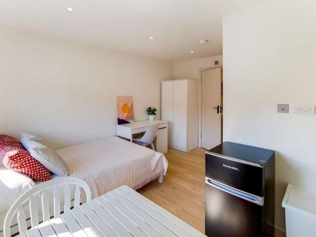 YoLiving South Bermondsey Studio Studio