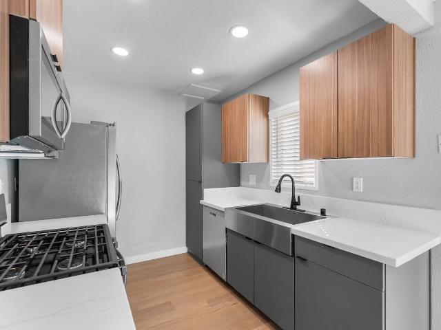 Yorba Linda Pines Apartments 2 Bedroom Apartment for Rent at 18700 Yorba Linda Blvd, Yorba Linda, CA 92886
