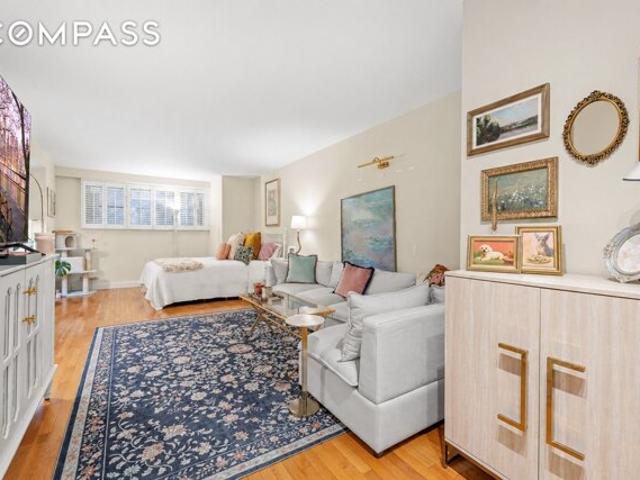 York Ave Apt K, Manhattan, Home For Sale