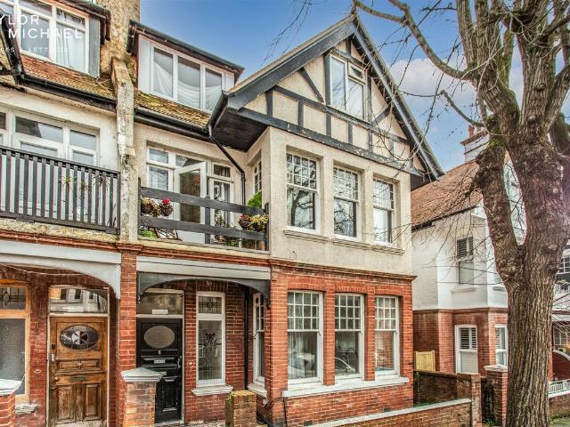 York Avenue, Hove BN3, Studio to rent, £900 pcm | PrimeLocation