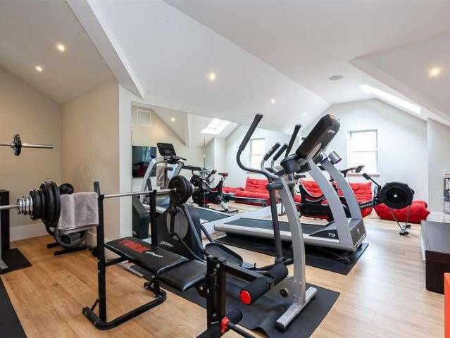 York Drive, Bowdon, WA14