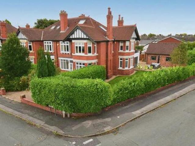 York Drive, Grappenhall, 5 Bedroom Semi detached