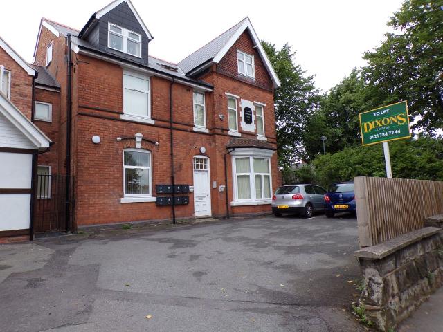 York House, Birmingham B28, 2 bed flat to rent, £950 pcm | PrimeLocation