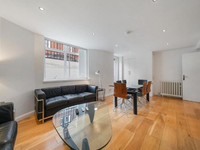 York House, 39 Upper Montagu Street. 3 bed flat to rent £5,499 pcm £1,269 pw