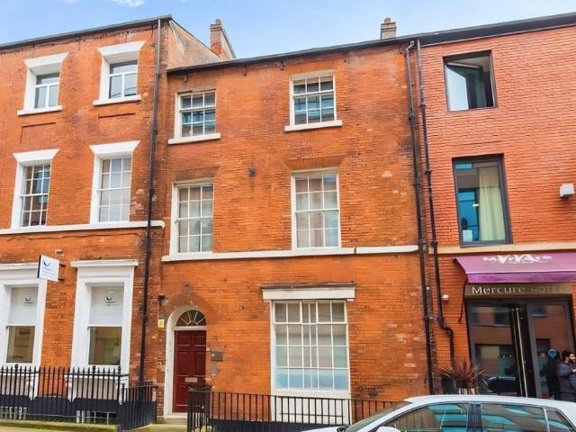 York Place, Leeds, West Yorkshire, LS1 2 bed flat to rent £1,050 pcm £242 pw