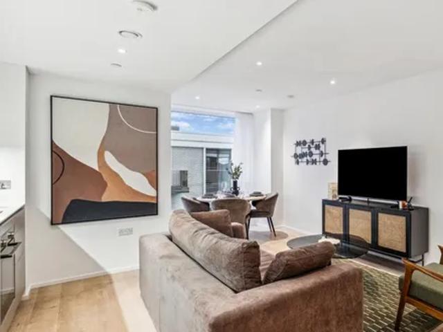 York Place, London, SW11 3TX, United Kingdom | 2 bed apartment for rent #137305205 | Rentberry