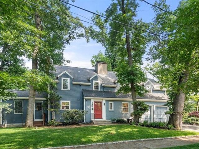 York Rd, Newton, Home For Sale