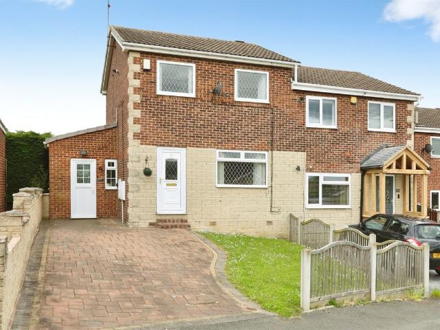 York Rise, Swallownest, Sheffield S26, 3 bed semi detached house to rent, £1,000 pcm | PrimeLocation