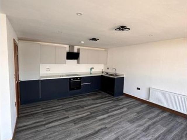 York Road, Camberley GU15, 3 bedroom flat to rent 70266934 | PrimeLocation