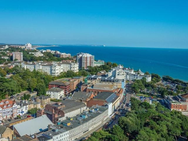 York Road, Bournemouth BH1, Studio to rent, £1,066 pcm | PrimeLocation