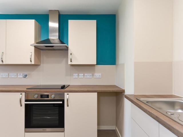 York Road, Bournemouth BH1, Studio to rent, £1,066 pcm | PrimeLocation