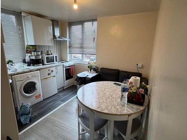 York Road, Birmingham B28, 1 bed flat to rent, £690 pcm | PrimeLocation