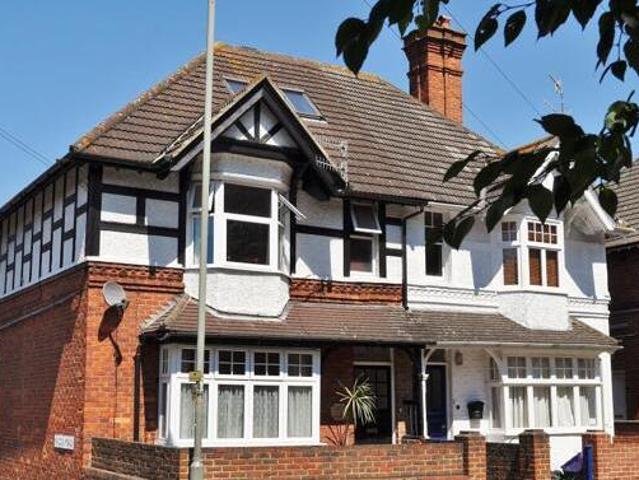 York Road, Guildford, 1 Bedroom Apartment