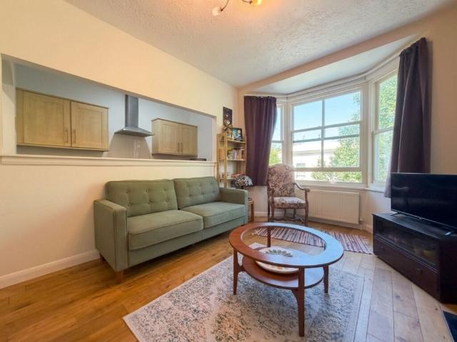 York Road, Hove, BN3 – HW Estate Agents