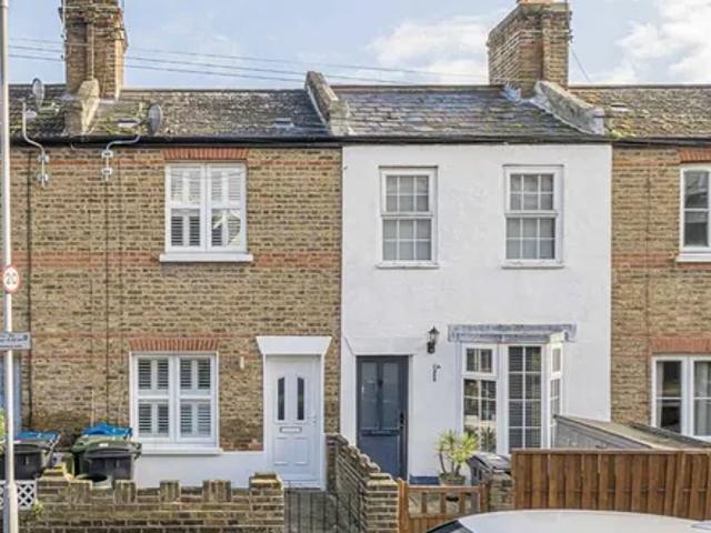 York Road, London, KT2 6JF, United Kingdom | 2 bed house for rent #138147671 | Rentberry