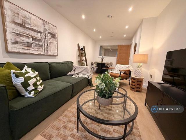 York Road, Leeds, LS9 2 bed flat to rent £1,600 pcm £369 pw