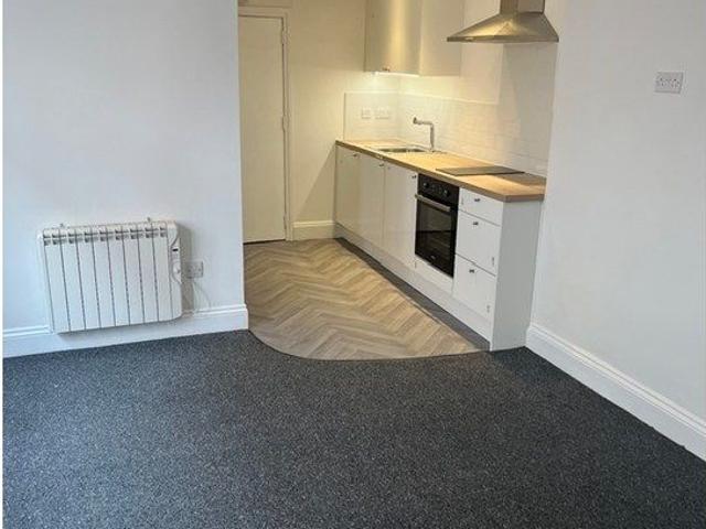 York Road, Northampton NN1, 1 bed flat to rent, £840 pcm | PrimeLocation