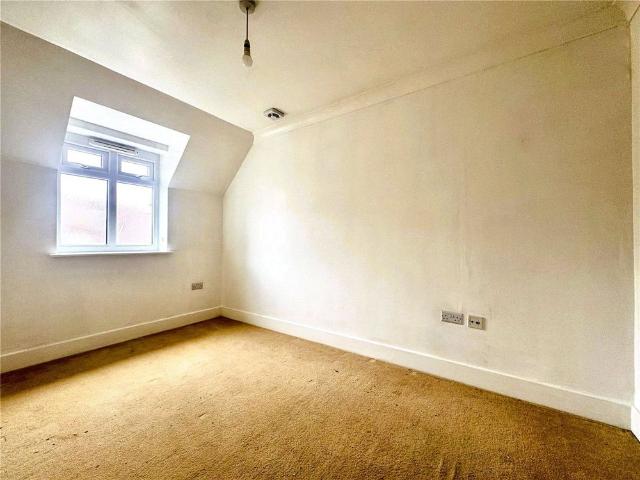 York Road, Woking, Surrey, GU22 7EN