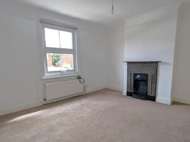 York Road, Woking 3 bedrooms Property for lettings Seymours
