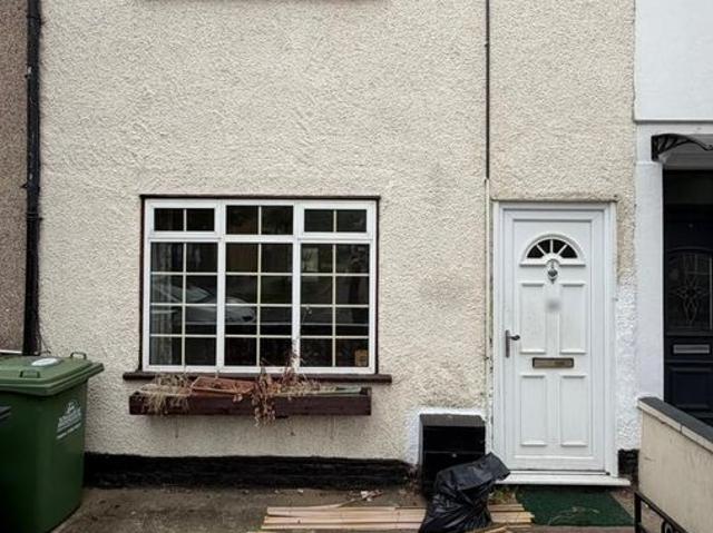 York Road, Waltham Cross EN8, 3 bed terraced house to rent, £2,200 pcm | PrimeLocation