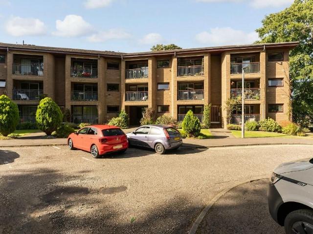 York Road, Trinity, Edinburgh EH5, 2 bed flat to rent, £1,275 pcm | PrimeLocation