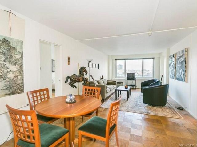 York St Apt E, New Haven, Condo For Sale
