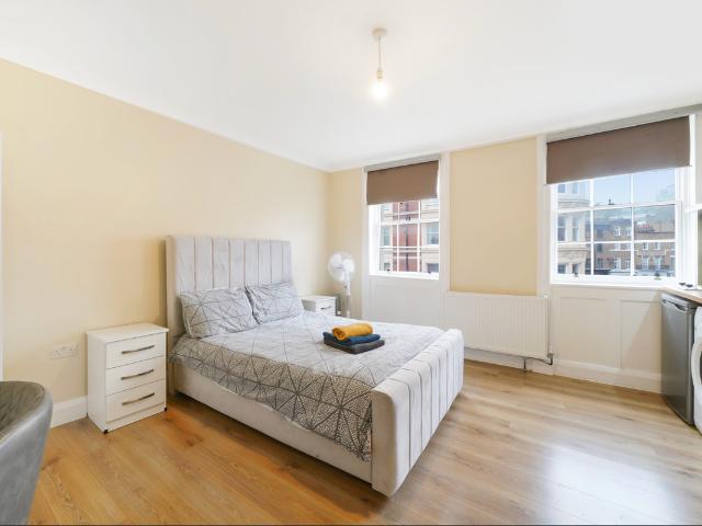 York Street, London W1H, Studio to rent, £2,000 pcm | PrimeLocation