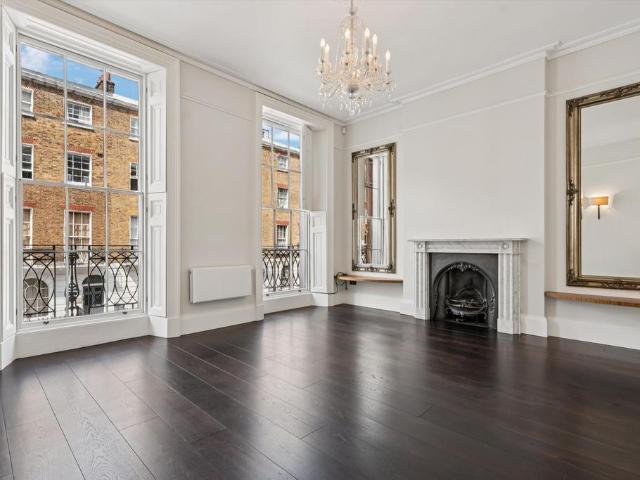 York Street, London, W1H 5 bed terraced house to rent £14,083 pcm £3,250 pw