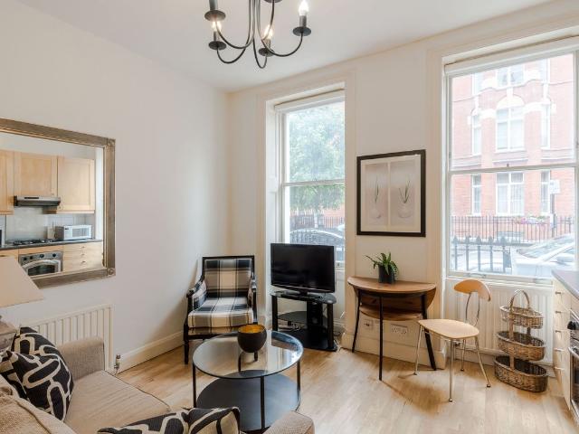 York Street, Marylebone, London W1H, 1 bed flat to rent, £3,012 pcm | PrimeLocation