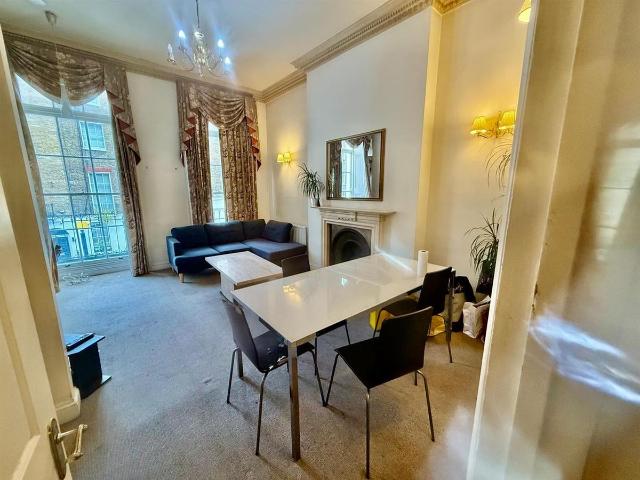 York Street, Marylebone W1U, 1 bed flat to rent, £3,000 pcm | PrimeLocation