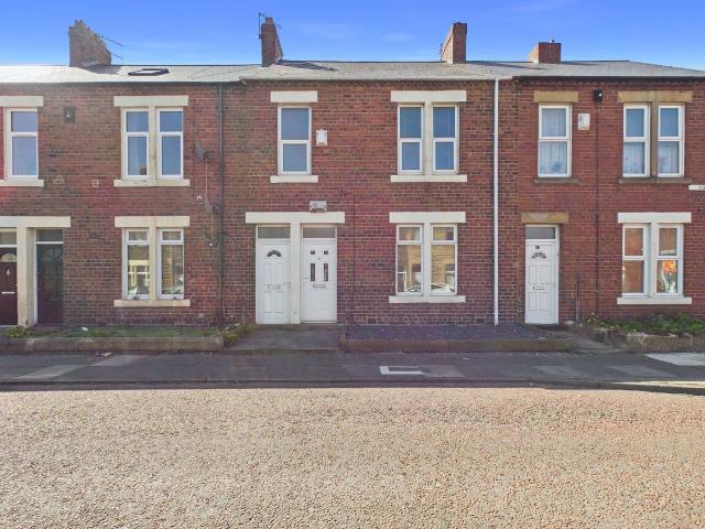 York Street, Pelaw NE10, 2 bed flat to rent, £750 pcm | PrimeLocation