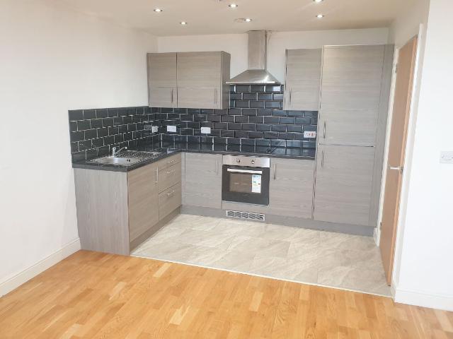 York Tower, 383 387 York Road, Leeds, West Yorkshire, UK LS9, 1 bed flat to rent, £725 pcm | PrimeLocation