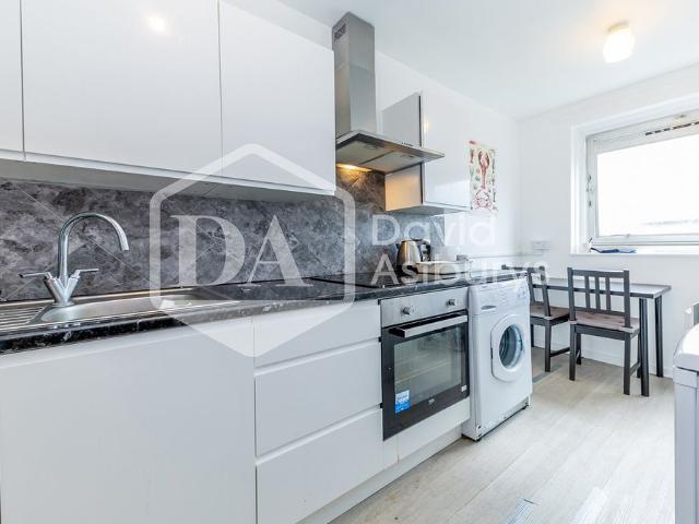 York Way Estate, Camden Town, London N7, 4 bed flat to rent, £5,000 pcm | PrimeLocation