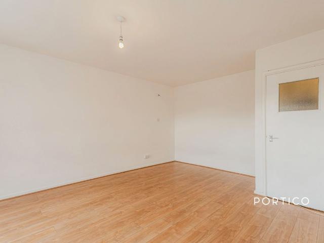 York Way Estate, London N7, Studio to rent, £1,650 pcm | PrimeLocation