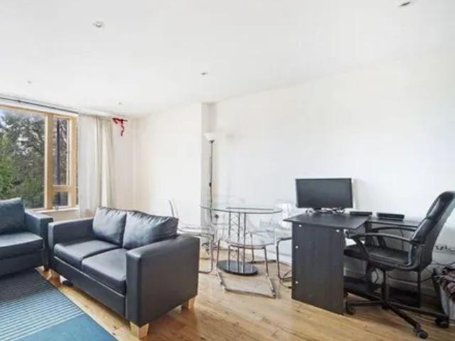 York Way, London, N7 9LG, United Kingdom | 2 bed house for rent #167861287 | Rentberry