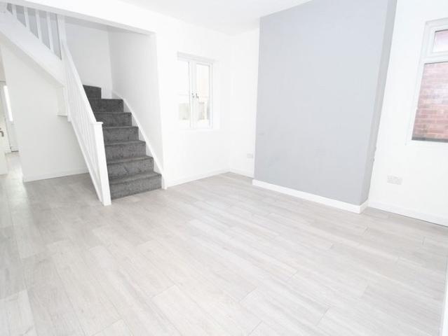 Yorke Street, Mansfield NG19, 3 bed property to rent, £895 pcm | PrimeLocation
