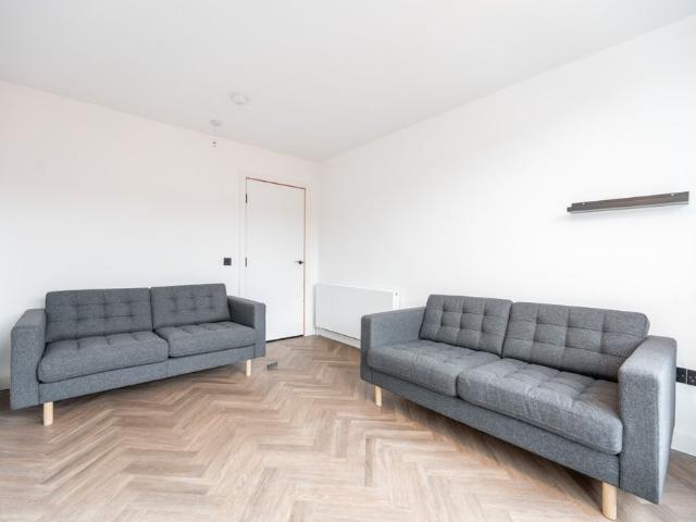 Flat 4 2 Yorkhill Street