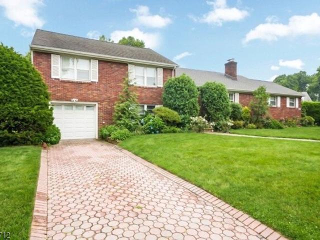 Yorktown Rd, Union Twp, Home For Sale