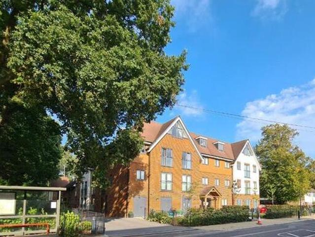 Yorktown Road, Sandhurst, 2 Bedroom Retirement