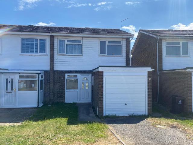 Young Close, Clacton On Sea CO16, 3 bed semi detached house to rent, £1,350 pcm | PrimeLocation