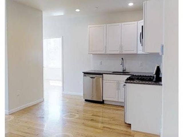Young Professional Seeking Roommate