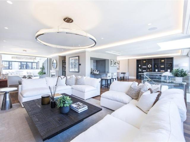 Young Street, Kensington, London, W8 3 bed apartment to rent £27,083 pcm £6,250 pw