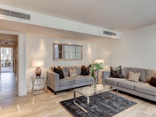 Young Street, Kensington, London, W8 2 bed flat to rent £6,392 pcm £1,475 pw